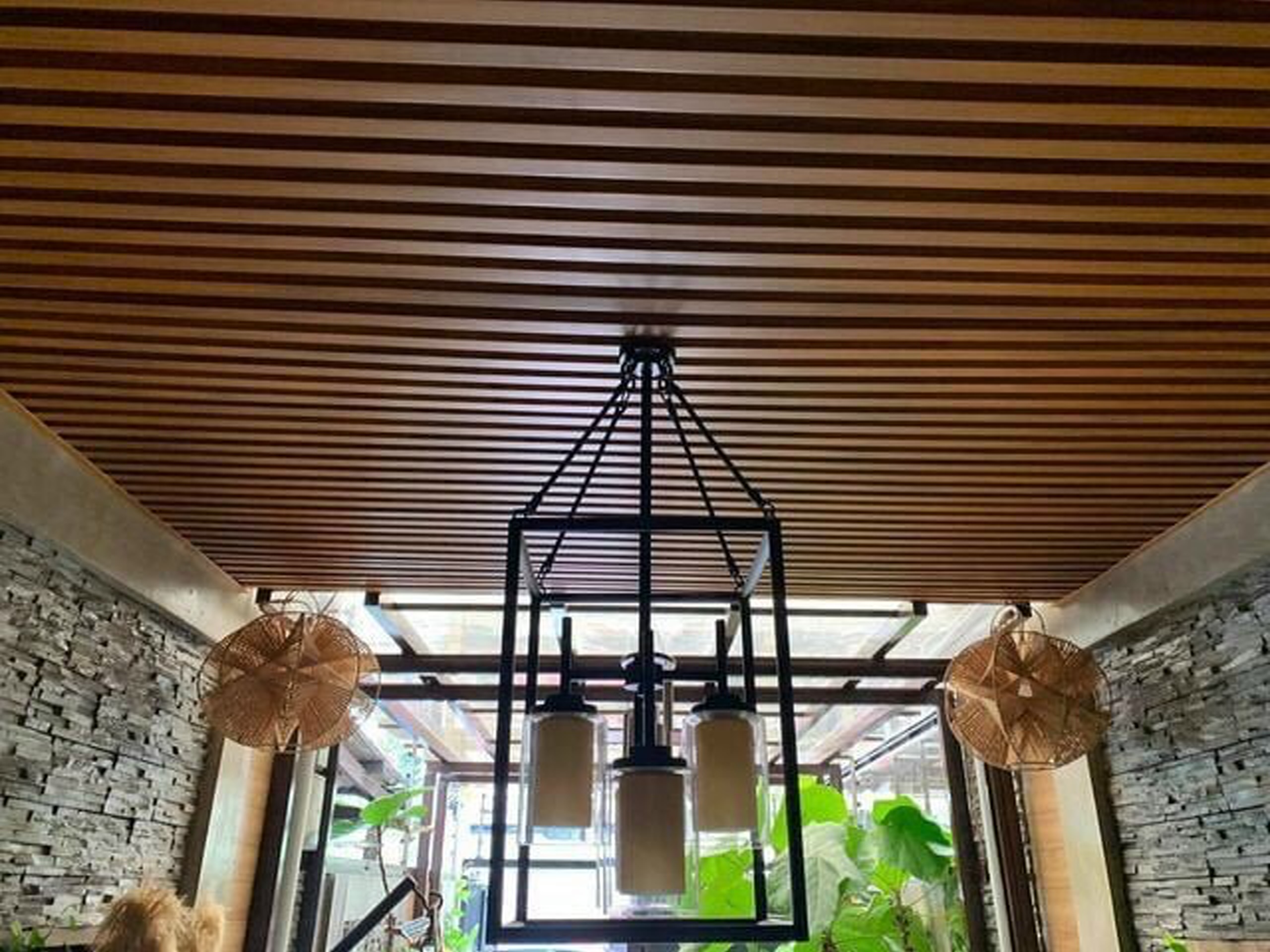 Gỗ Nhựa Ốp Tường Giá Rẻ Viewood
